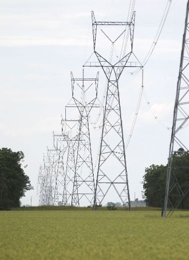 Hydro finalizes Minnesota transmission line | Winnipeg Sun