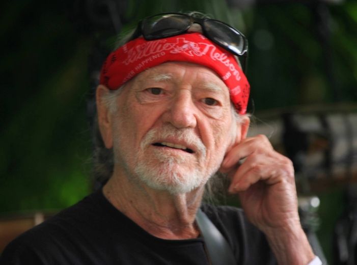 Willie Nelson Admits To Smoking Pot On White House Roof Toronto Sun