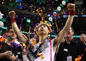 New record set at Wing Bowl XX | Toronto Sun