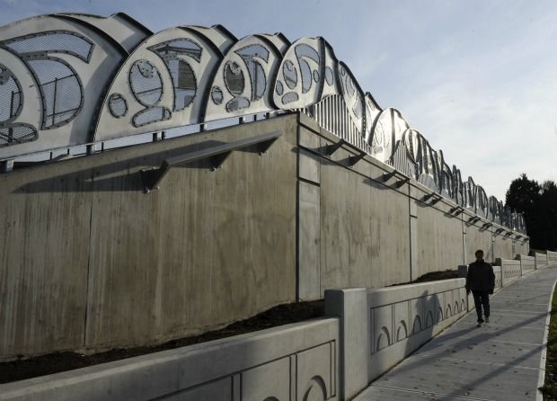 Michael Nicoll Yahgulanaas: Haida manga public art | Vancouver Sun