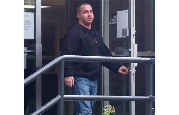 Surrey Six killer looking for love | Vancouver Sun