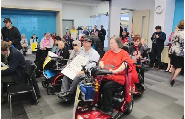 TransLink to consider taking HandyDart in house | Vancouver Sun