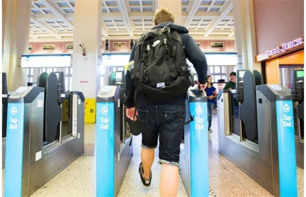 TransLink to monthly Compass pass holders: tap out! | Vancouver Sun