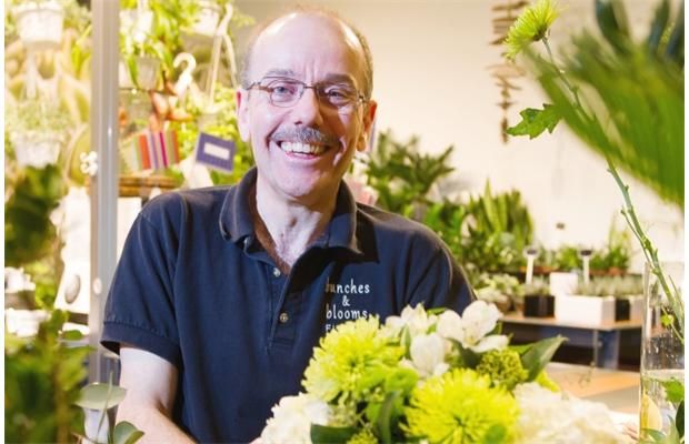 New West florist Robin Schafer makes a blooming great career switch ...