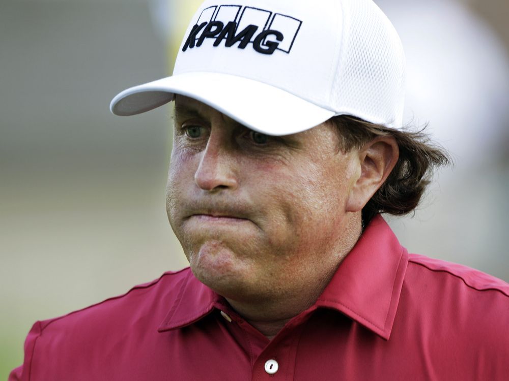 Cam Cole: Whether from a bad lie or bad bounce, Phil Mickelson's in the ...
