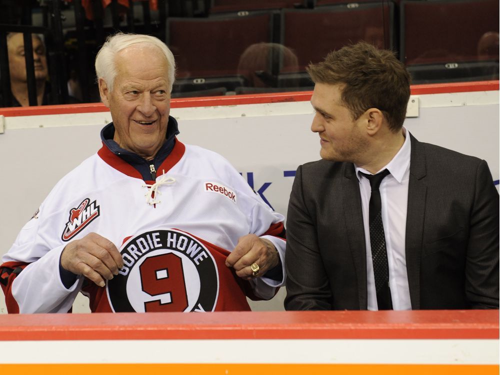 Photos: Gordie Howe loved Vancouver ... and we loved him | Vancouver Sun