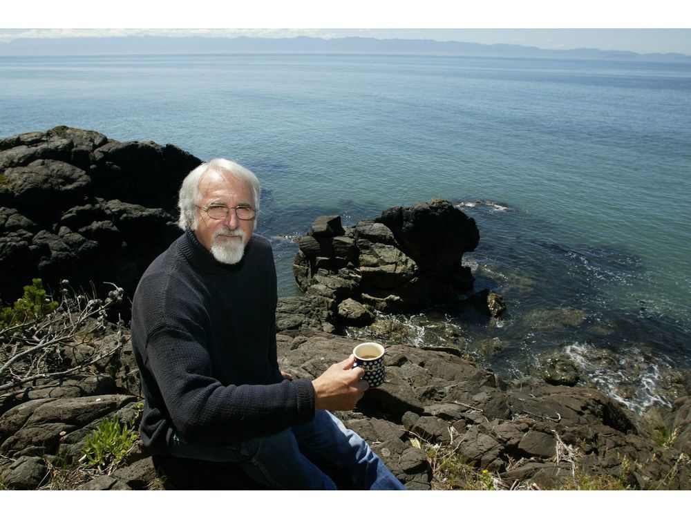 Review: Geddes' poems those of a mature master | Vancouver Sun