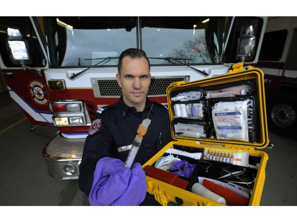 B.C. firefighters saving lives with naloxone | Vancouver Sun