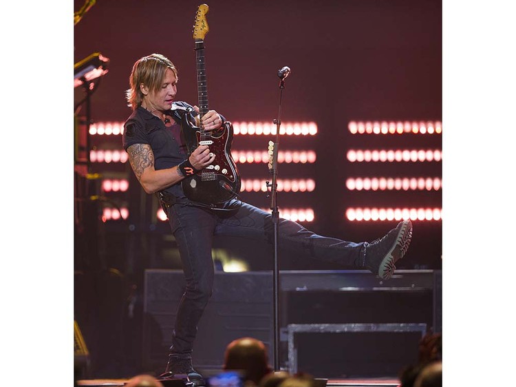 Photos: Keith Urban's Ripcord World Tour in Vancouver | Vancouver Sun