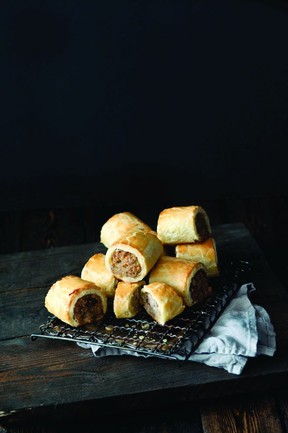 Theresa Carle-Sanders' Outlander cookbook a time-travelling tribute ...