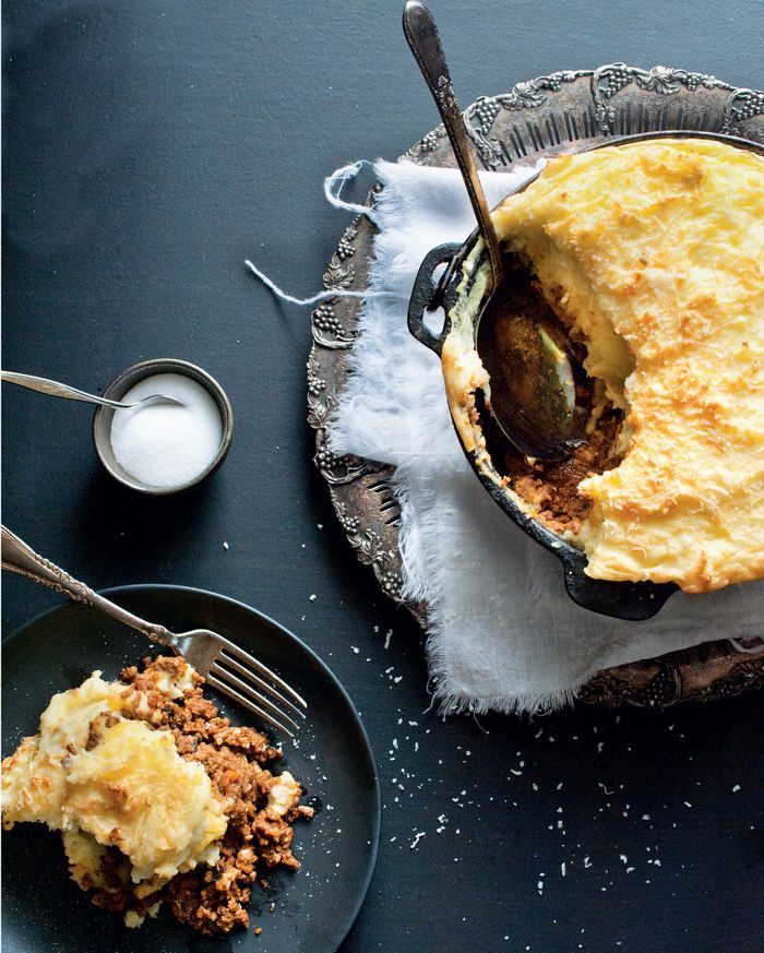 Theresa Carle-Sanders' Outlander cookbook a time-travelling tribute ...