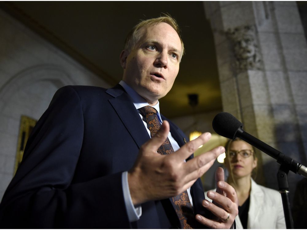 B.C. MP Peter Julian mulls bid for NDP leadership | Vancouver Sun