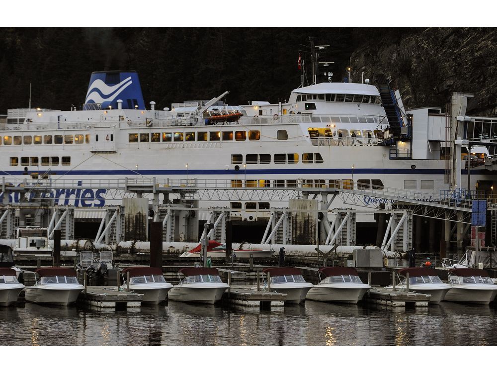 Floating ferry removal options with pricey road-bridge links ...