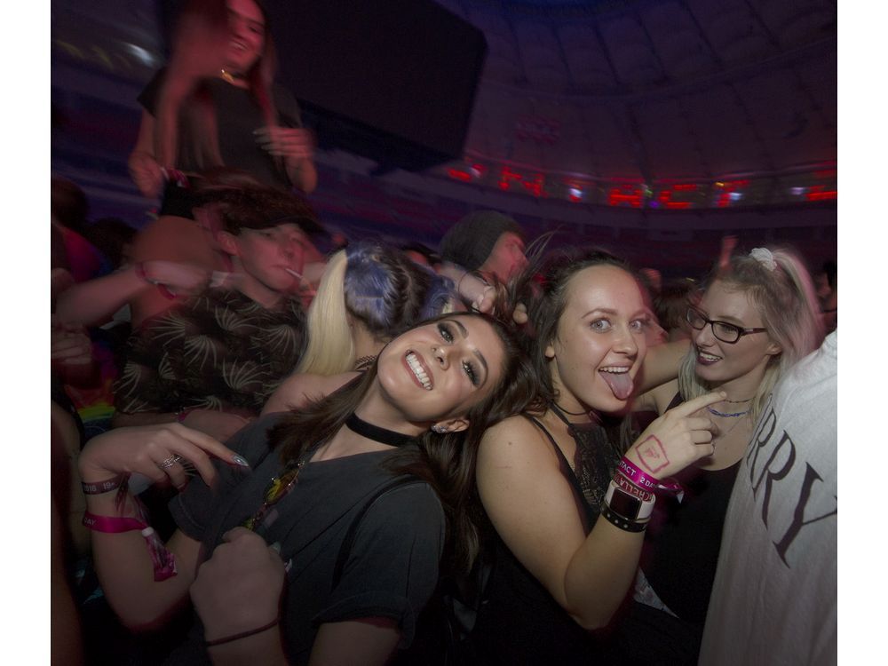 Daily Poll: Are you going dancing this weekend? | Vancouver Sun