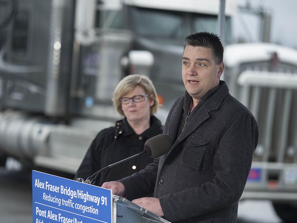 Alex Fraser Bridge is getting a new $70-million counterflow lane ...