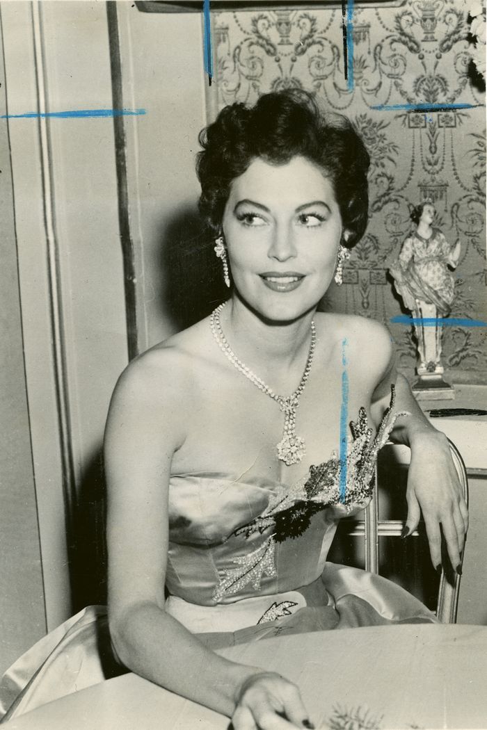 This Week in History: 1945-2017 Beauty emerges in the Sun's archives ...