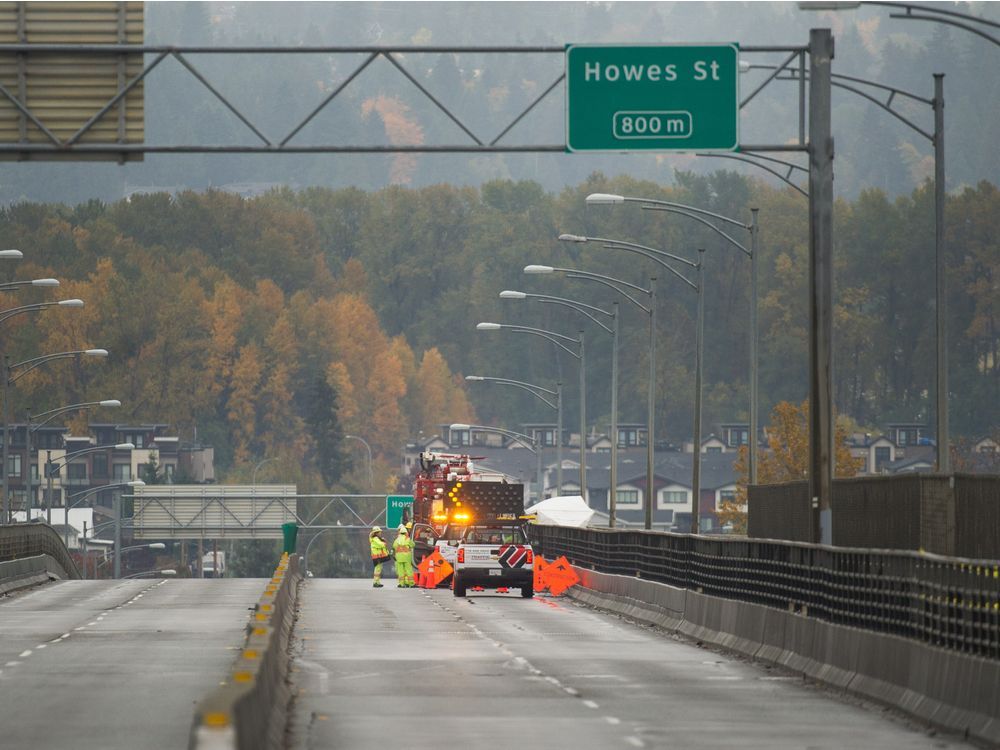 Power restored after fire under New Westminster bridge | Vancouver Sun