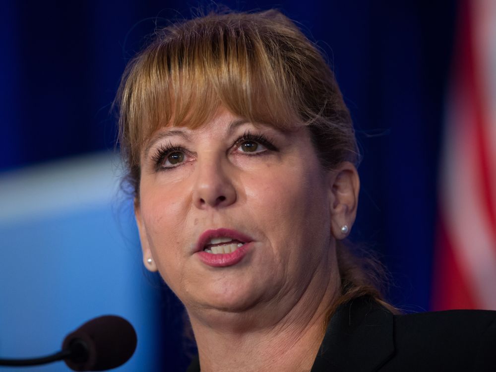 Vaughn Palmer: Waffling Watts under fire in B.C. Liberal party ...