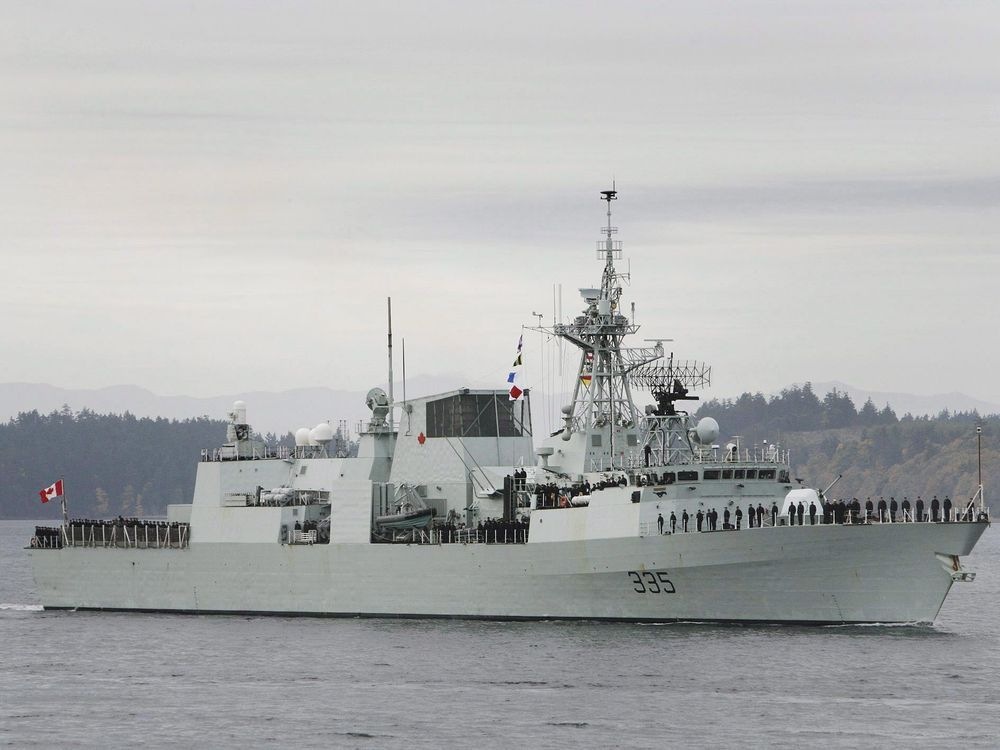 HMCS Calgary leaks 30,000 litres of fuel into Strait of Georgia ...
