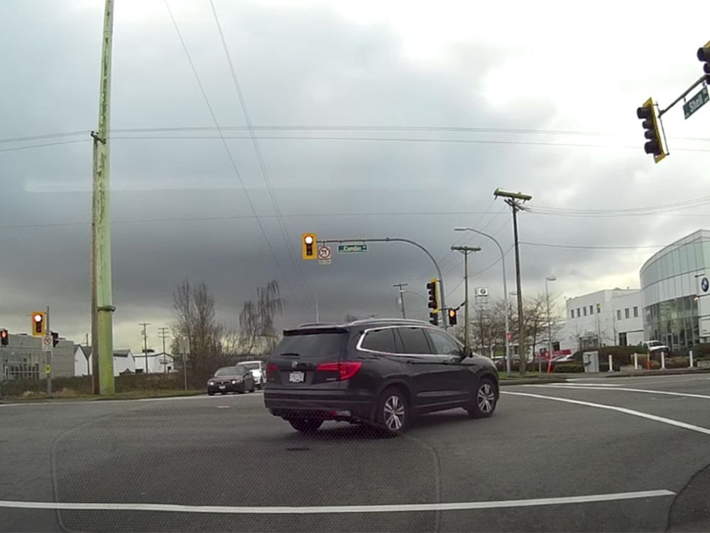Four vehicles run red lights in remarkable video from Richmond roads ...