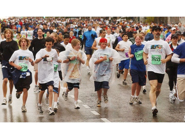 Gallery: A look back at the Vancouver Sun Run | Vancouver Sun