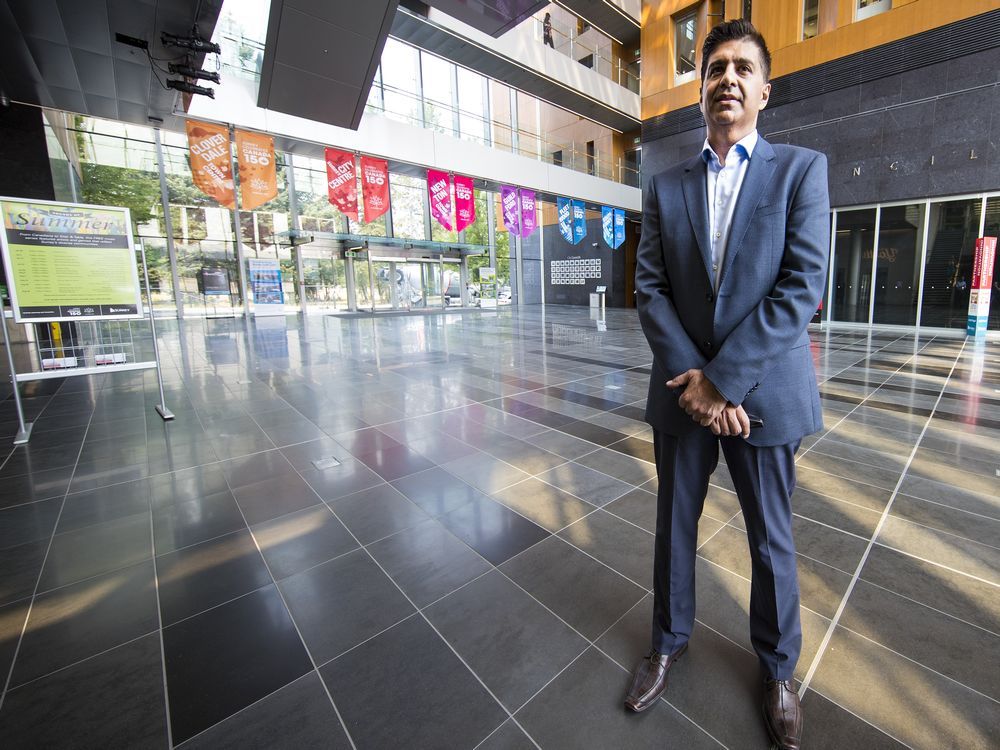 Daily Poll: Should Surrey have its own police force? | Vancouver Sun