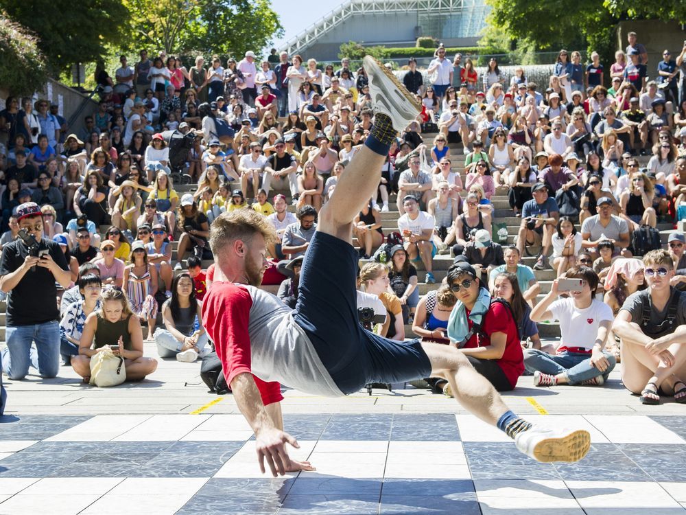 Street dancers get in the groove, draw thousands to energetic festival ...