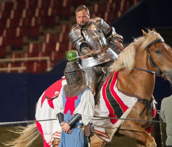 Full contact jousting a chance to experience medieval sport at PNE ...