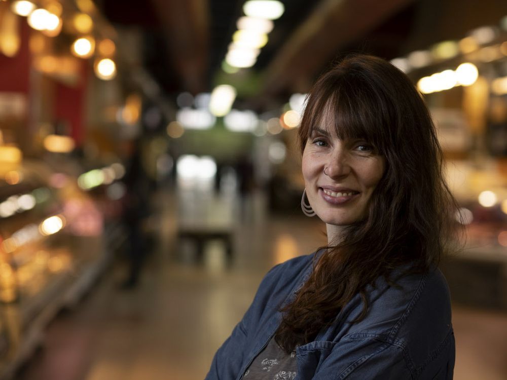 Soulful chanteuse Elizabeth Shepherd explores her Montreal then, now ...