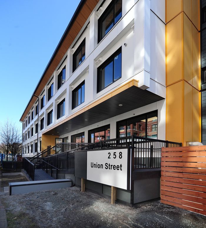 City of Vancouver, province open Nora Hendrix Place modular homes ...