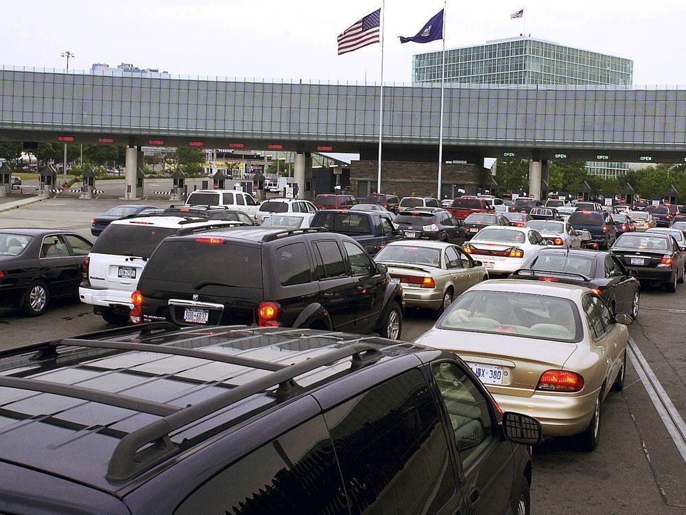 Surrey cops issue advisory about longer than normal waits at US border ...