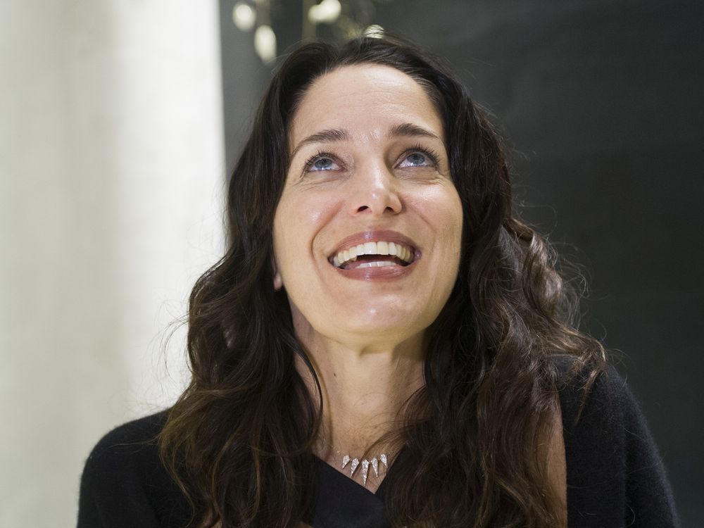 Chantal Kreviazuk gives free concert at Vancouver's Jack Poole Plaza ...