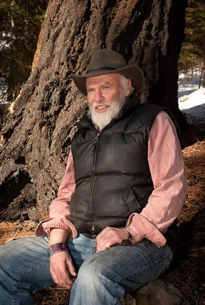 Book review: Life behind the lines of B.C.’s 2017 wildfire season ...