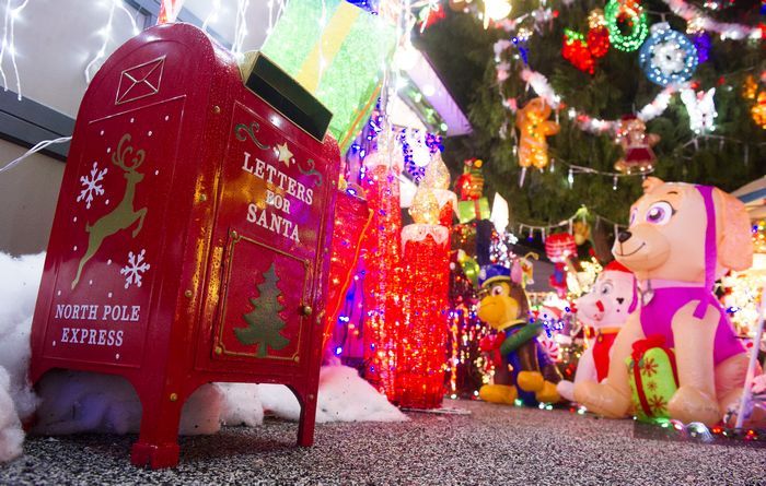 Port Coquitlam's Miracle on Rae Street continues to shine bright ...