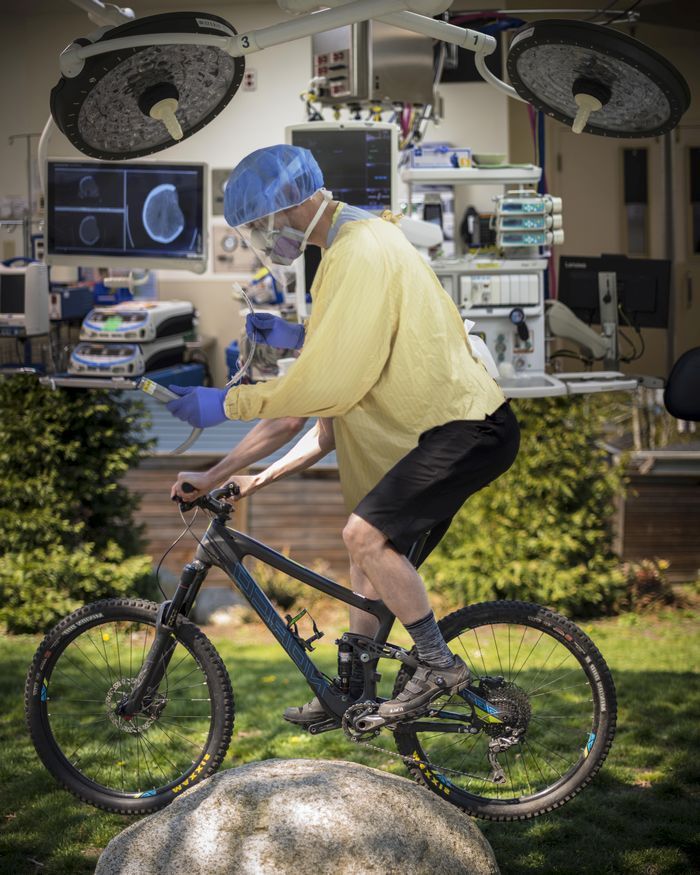 Vancouver anesthesiologist creates portraits of colleagues on the front ...