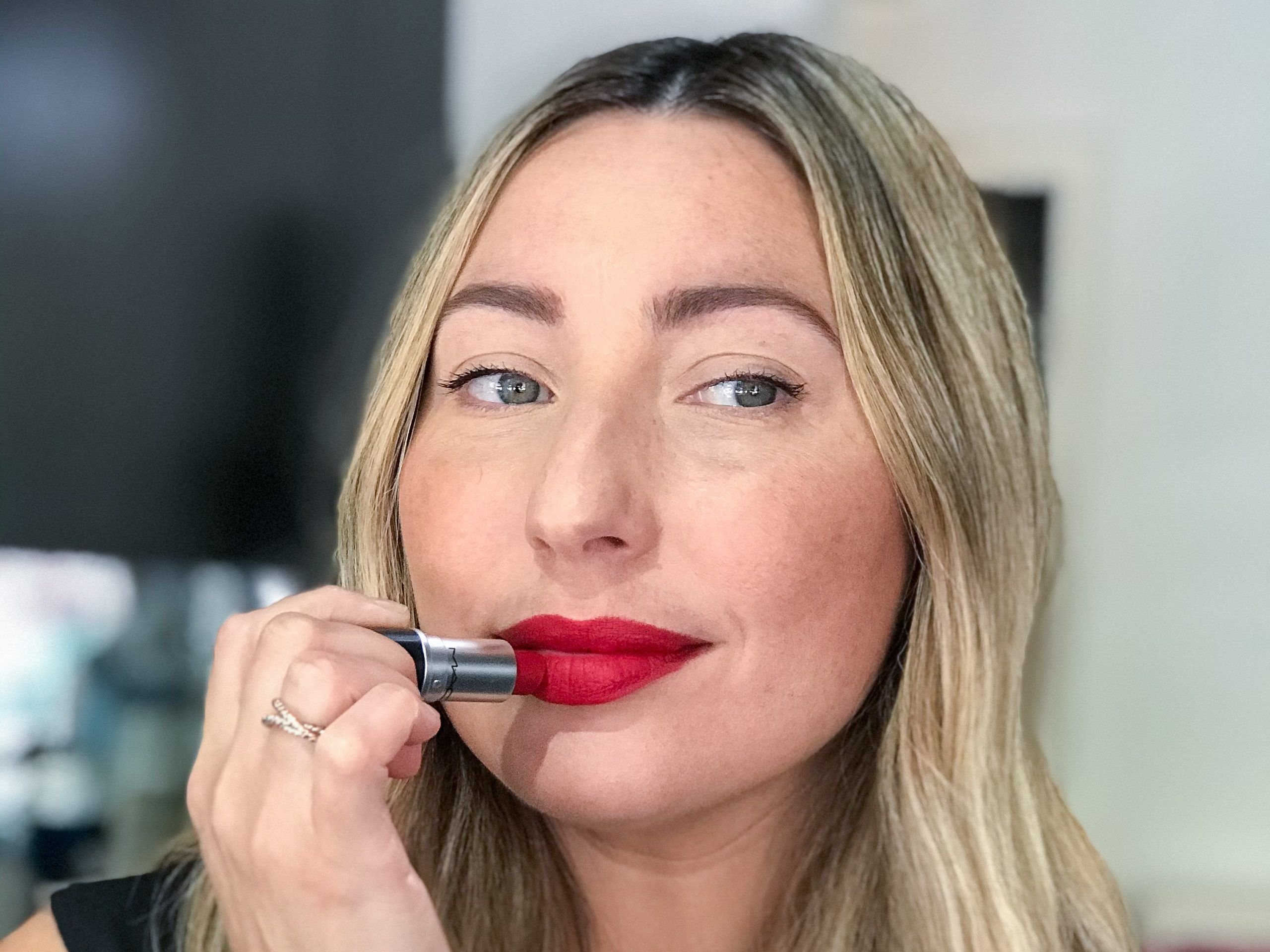 Makeover: Amazing eyebrows done easy | Vancouver Sun