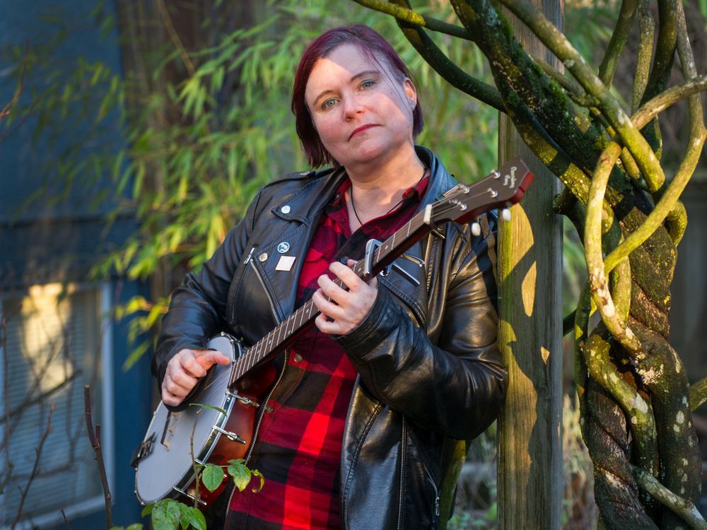 Decades-old diary found during T.O. reno find way back to Van. author ...