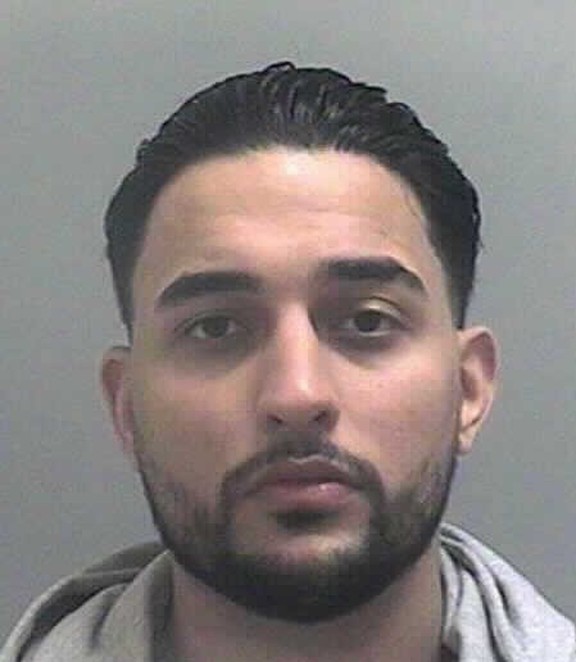 High-profile Surrey gangster Gary Kang gunned down at parents' house ...