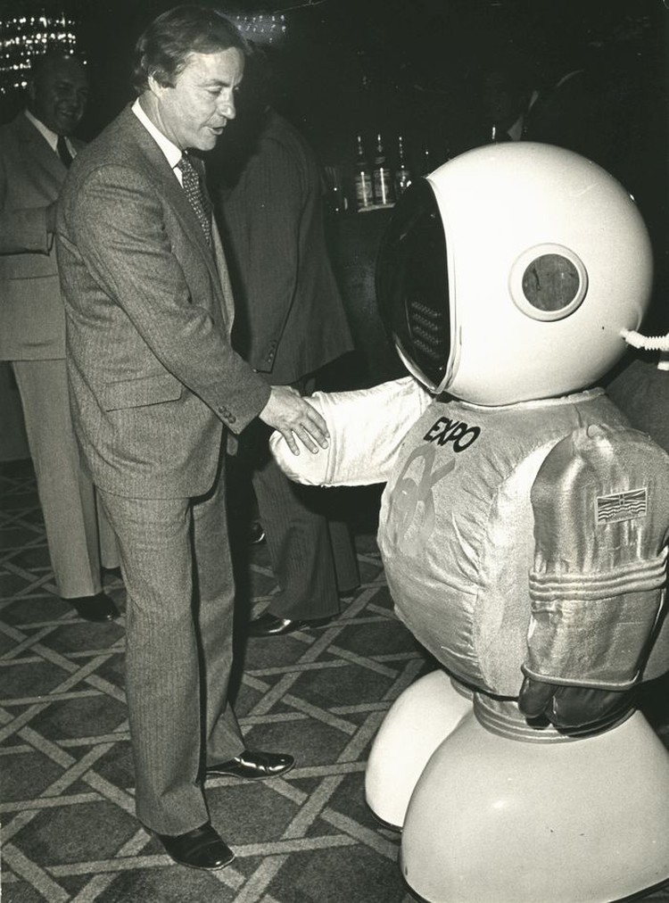 Photos: Vancouver's Expo 86 opened 35 years ago today | Vancouver Sun