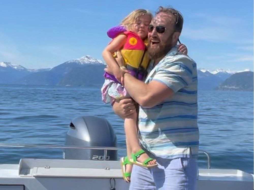 SFU grad student overcomes life-threatening fall to receive degree | Vancouver Sun