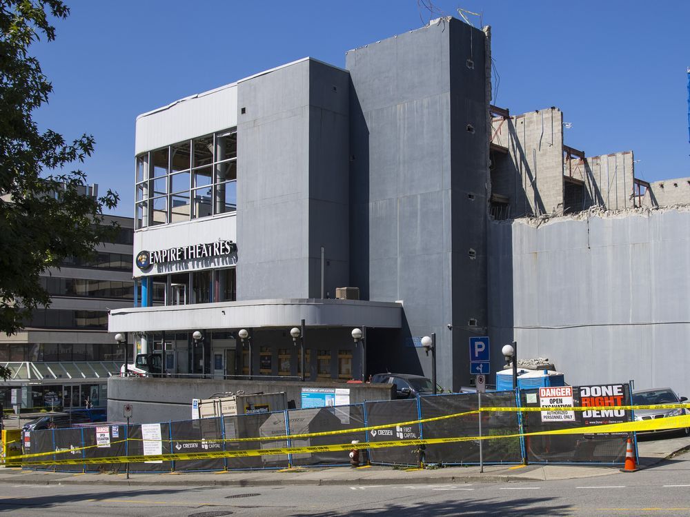 One dead, another hurt after building collapses in North Vancouver ...