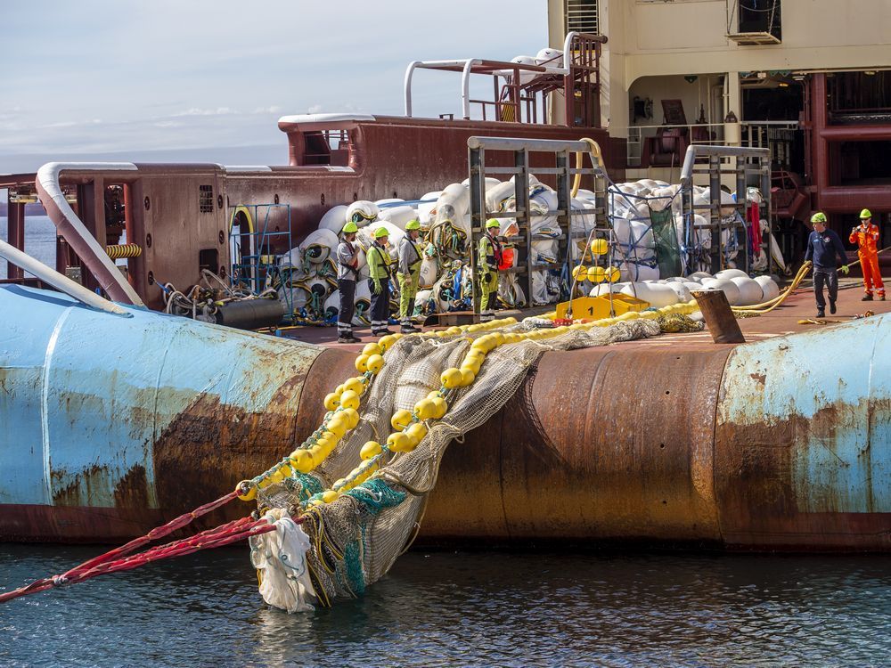 New system pulls more than eight tonnes of plastic from Pacific Ocean ...