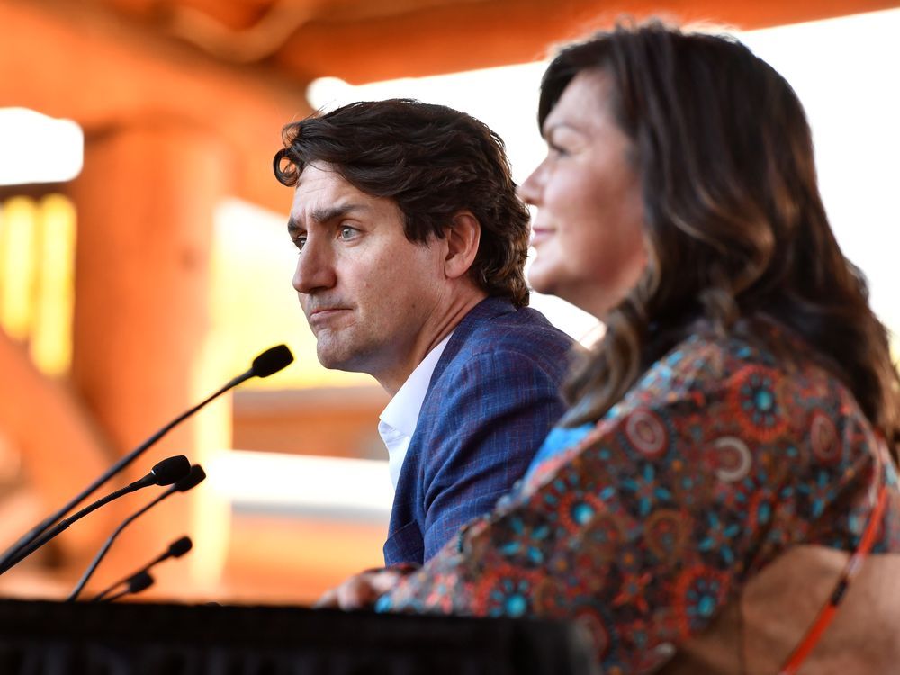 Trudeau visits Tk'emlups te Secwepemc Nation in Kamloops | Vancouver Sun