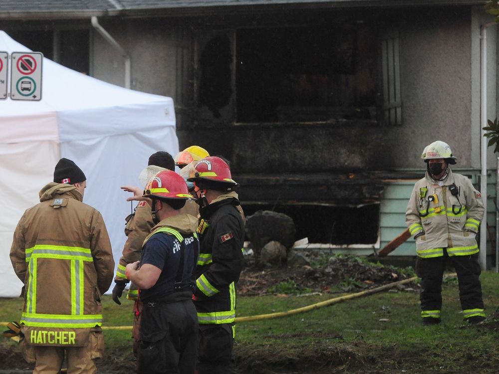 Neighbours, community devastated by East Van fire tragedy | Vancouver Sun