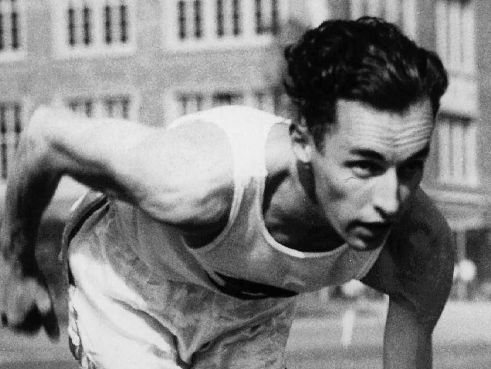 Bulls and Bears: 'Return' of gold medals a fitting tribute to Percy ...