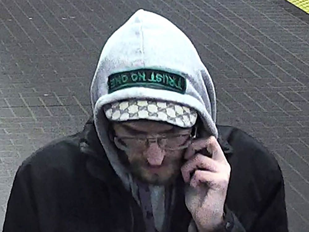 Transit Police release video and images of SkyTrain stabbing suspect ...