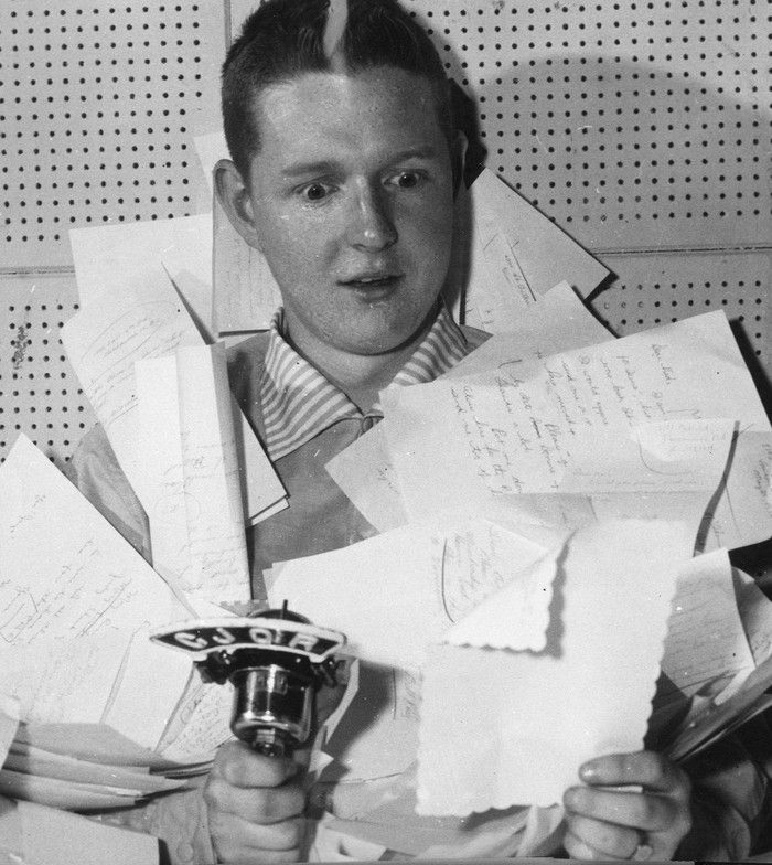 The ultimate rockin' roll album: The life of Red Robinson in pictures ...