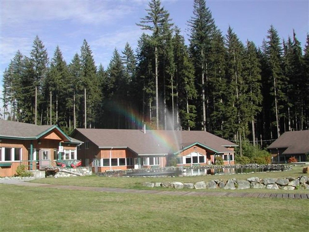 B.C. philanthropist Mel Zajac turns 95: it's all about helping kids ...