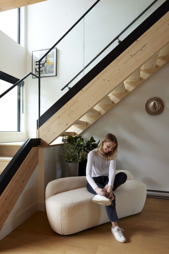 Timber House: A woodsy vibe meets modern cool in New Westminster homes ...