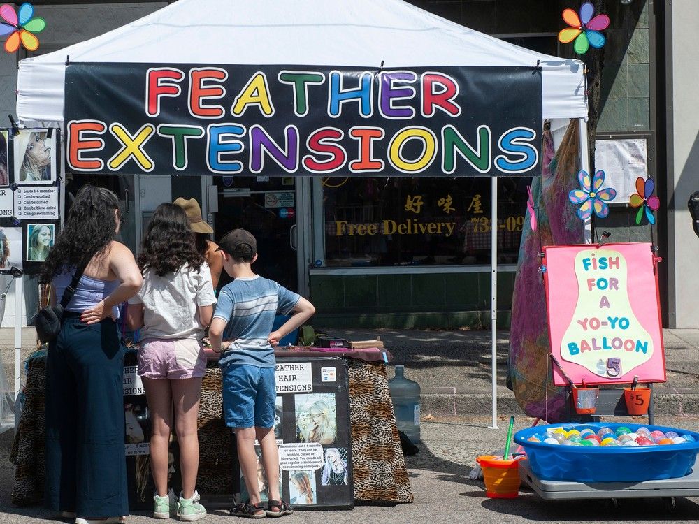 Vancouver mayor Ken Sim shotguns beer at Khatsahlano Street Party ...